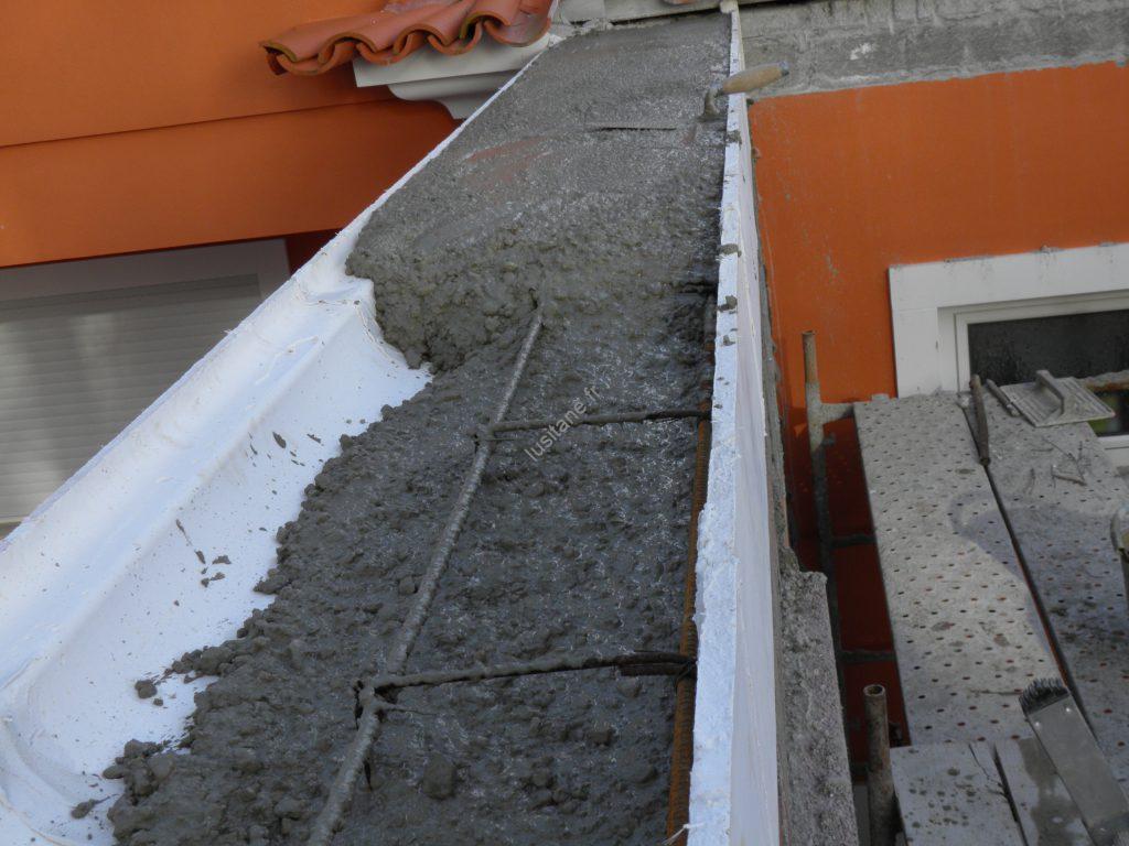 Corniche béton doucine en fibre à remplir pour façade